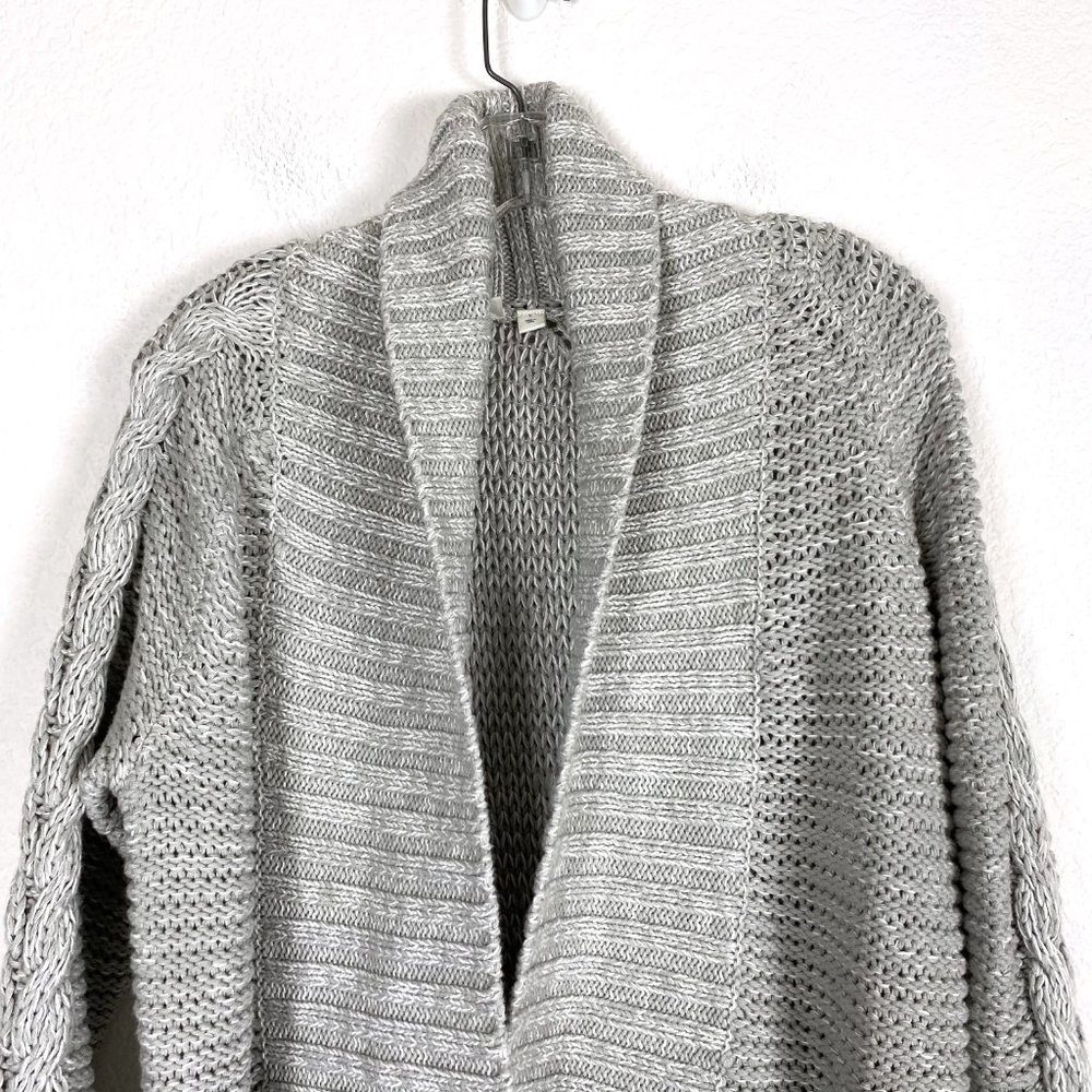 Gap Heavy Cable Knit Chunky Gray Cardigan Sweater - Gem